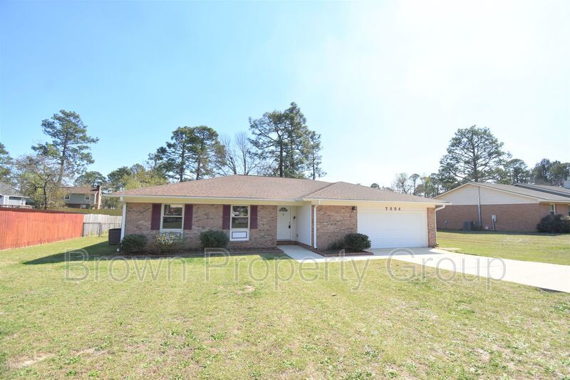 7004 Timbercroft Ln Fayetteville, NC 28314 | Brown Property Group